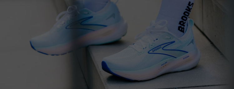 HAPPY FEET PLUS – COMFORT ONE SHOES